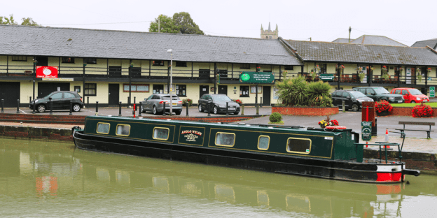 A Sneak Peak at the Wharf Theatre’s Upcoming Season – devizine.com